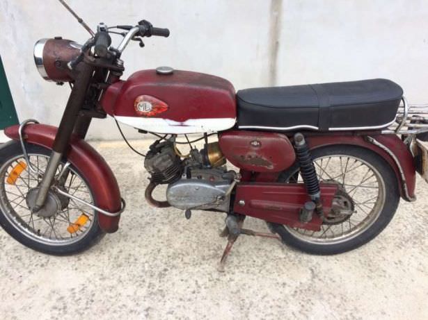 Casal moped ou efs 301m??? | Portal dos Clássicos